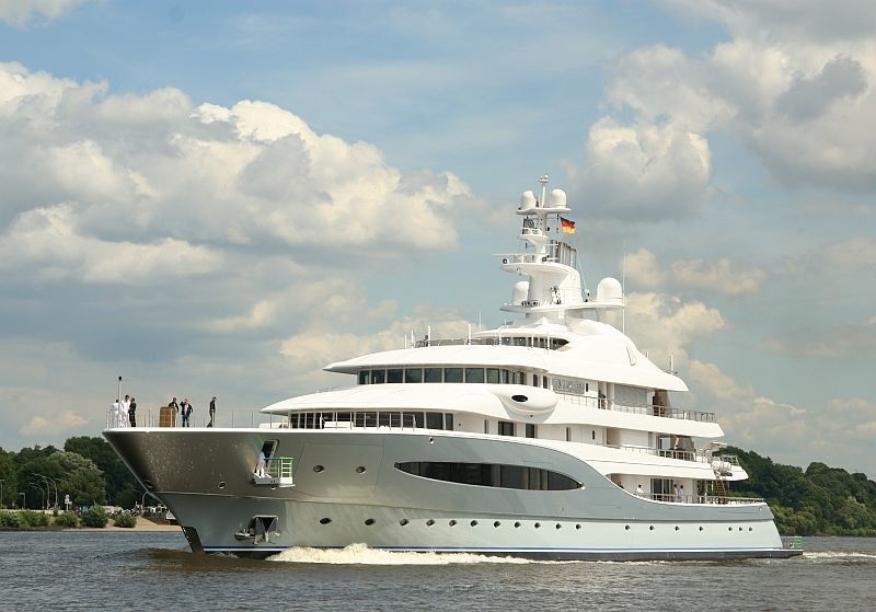 Yacht MAYAN QUEEN IV, Blohm + Voss | CHARTERWORLD Luxury Superyacht ...